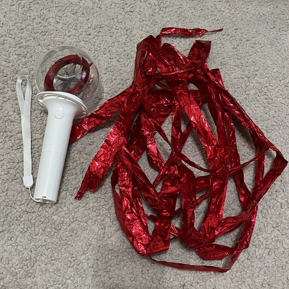 Stray Kids | Other | Original Stray Kids Light Stick With Confetti ...